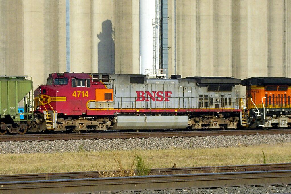 BNSF 4714